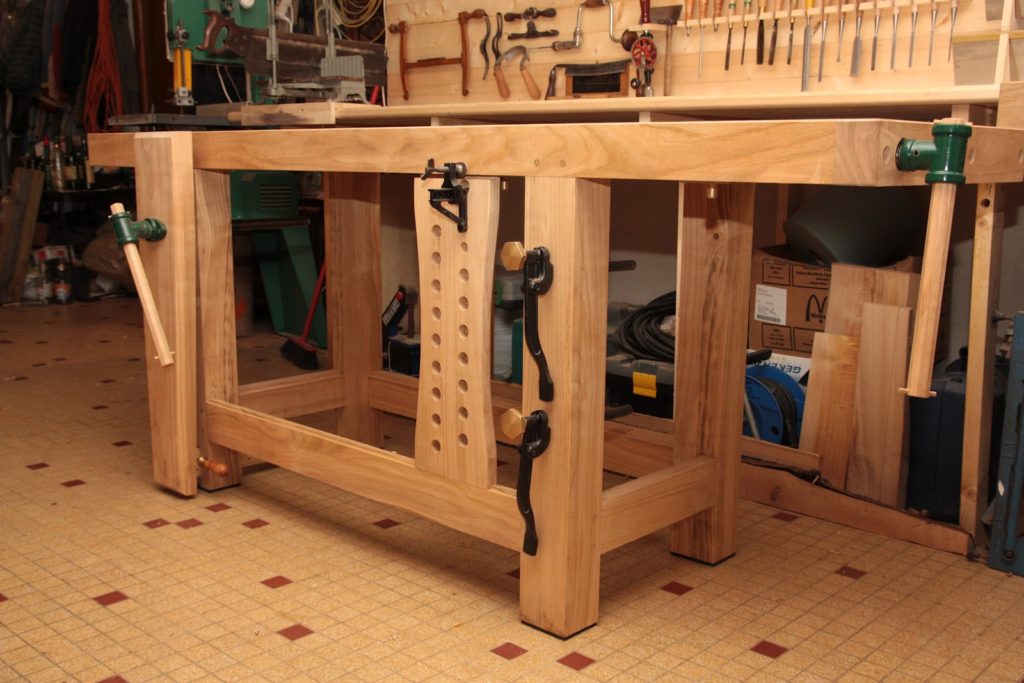 Pourquoi choisir un établi en acier ? - Amb-Croatie.Fr